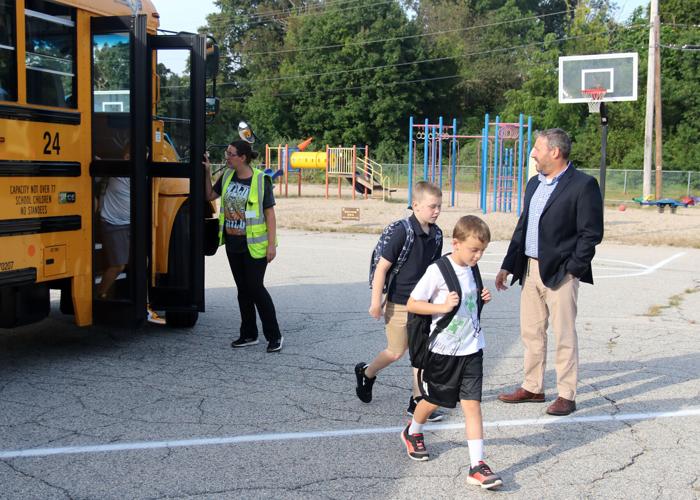 PHOTOS: First day of school in Chariho | Richmond & Hopkinton ...