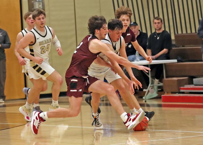 Boys basketball: Stonington holds off late rally from East Greenwich ...