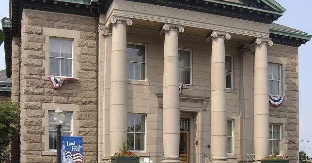 Self-storage proposal for ex-Staples site gets flak from competitors ...