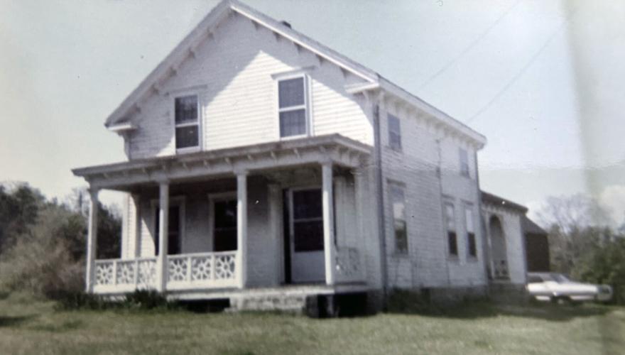 Swamp Yankee Stories: An old Shannock house keeps its memories to ...