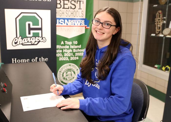 Excitement at Spring Senior Signing Day | Sports | thewesterlysun.com