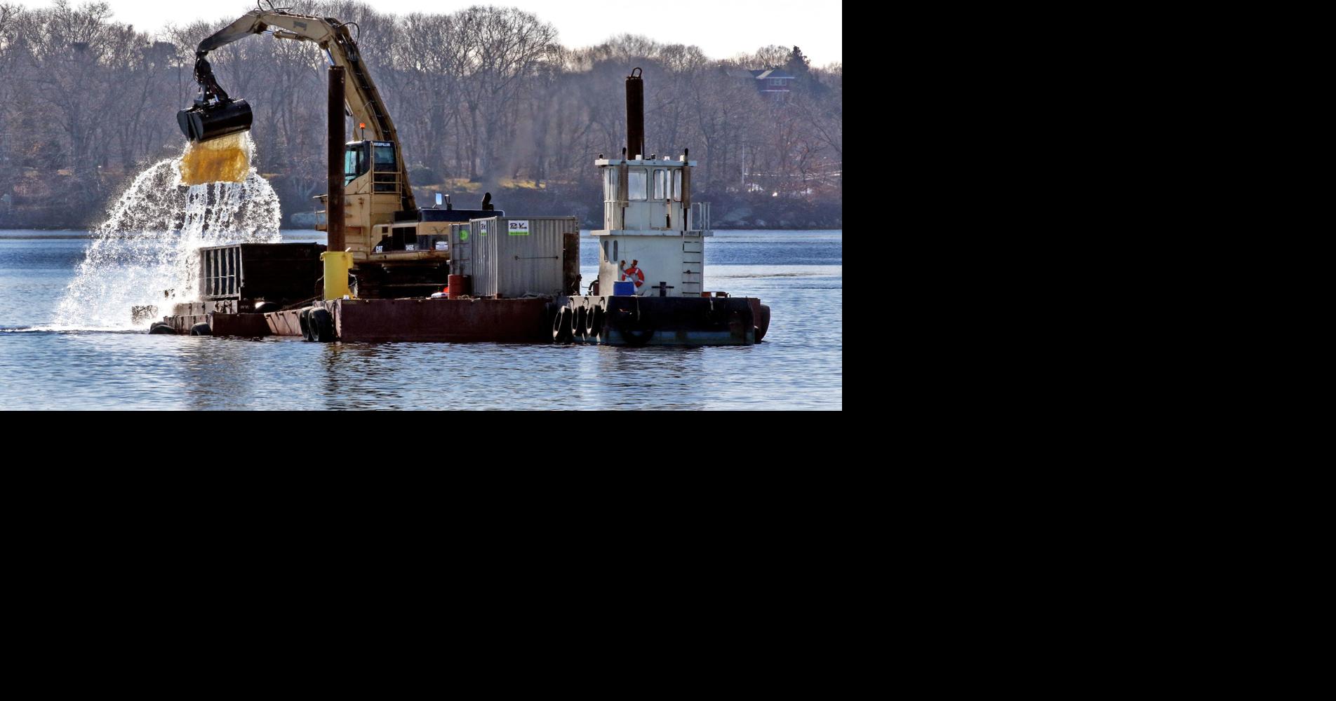 PHOTOS: Silt removed from river bottom | Westerly | thewesterlysun.com