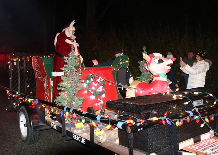 PHOTOS: Bringing the lights and celebrating the season in North ...