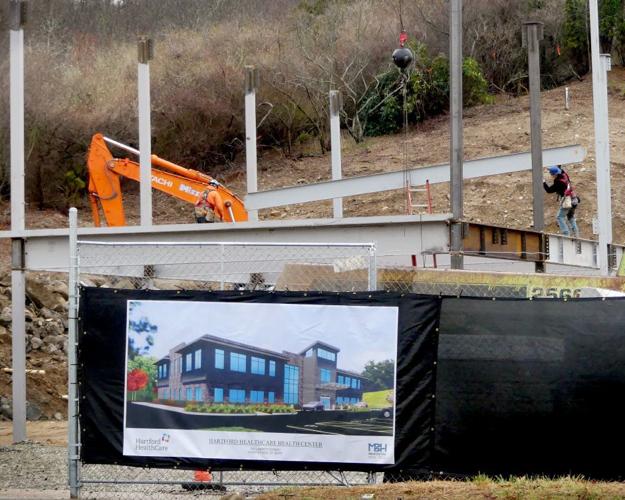 PHOTO: Steel rising at site of new Hartford HealthCare facility in ...