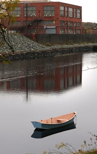 PHOTOS: A reflective river along Mechanic Street in Pawcatuck ...