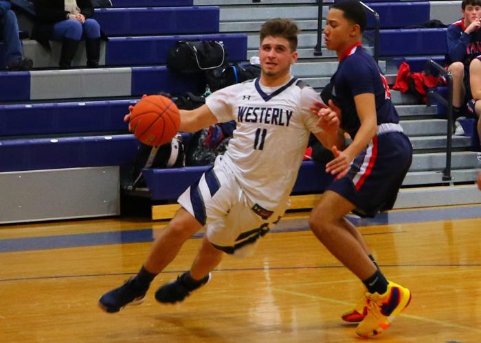 Boys basketball: Bulldogs come up just short in season opener | Latest ...