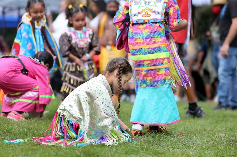 PHOTOS: Celebrating Schemitzun with the Mashantucket Pequot Tribal ...
