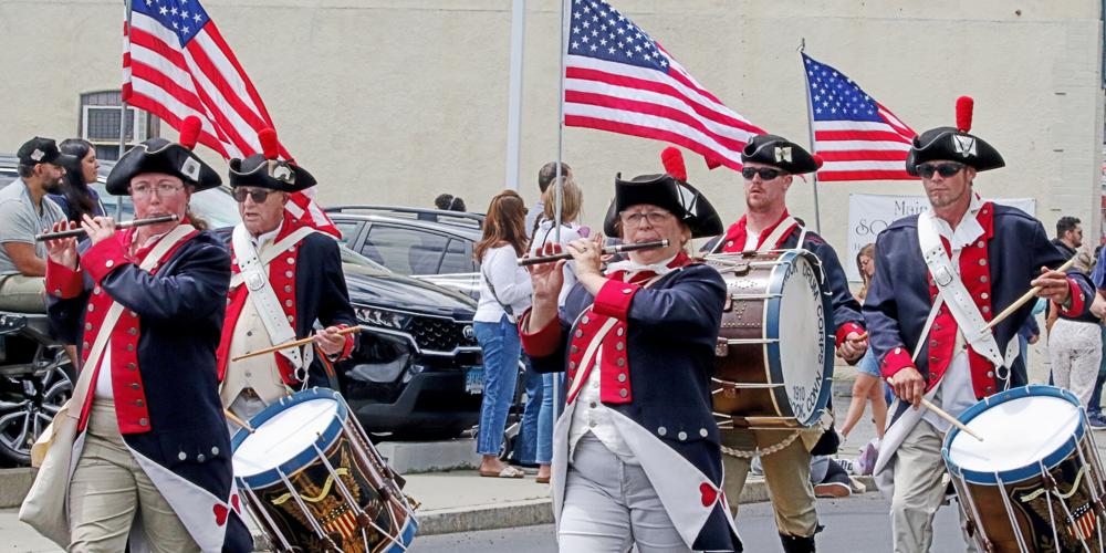 PHOTOS: Mystic Memorial Day Parade | Stonington | thewesterlysun.com