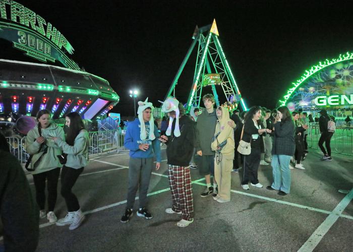 PHOTOS: Night-time revelry at Misquamicut Springfest | Westerly ...
