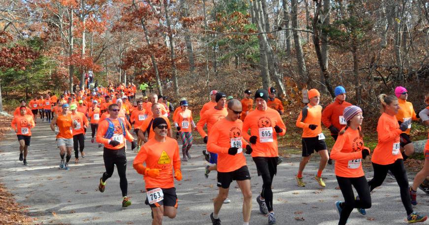 PHOTOS: Li’l Rhody Runaround 8-mile trail race | News | thewesterlysun.com