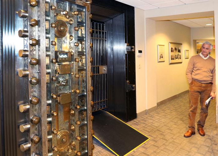 Community Cornerstone: Washington Trust building has stood sentinel ...