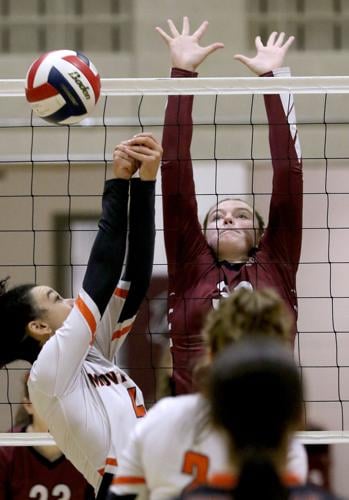 Girls volleyball: Wheeler extends winning streak to 9 matches with ...