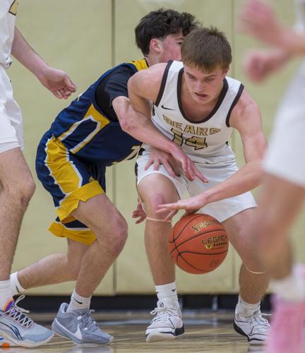 Boys basketball: Stonington showing signs of progress after win over ...