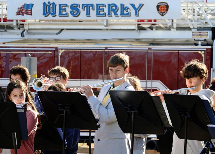 World War II veteran John Stellitano offers challenge to students and ...