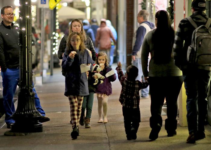 PHOTOS: A wet and wonderful Westerly Holiday Stroll and Luminaria ...