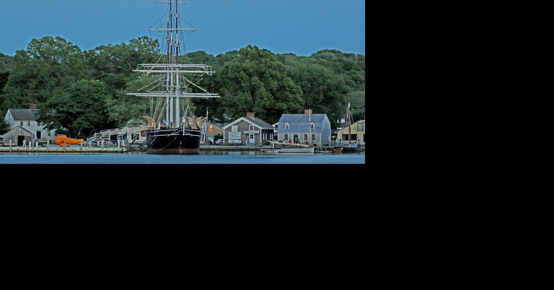 PHOTOS: Flower Moon over Mystic | Stonington | thewesterlysun.com
