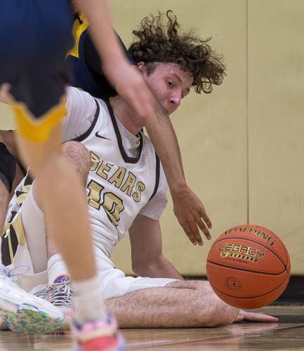 Boys basketball: Stonington showing signs of progress after win over ...