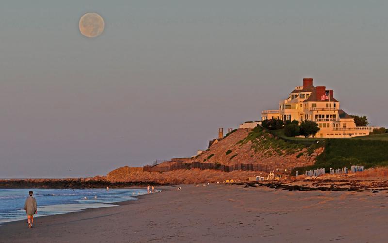 PHOTOS: Goodnight, Sturgeon Moon | Westerly | thewesterlysun.com