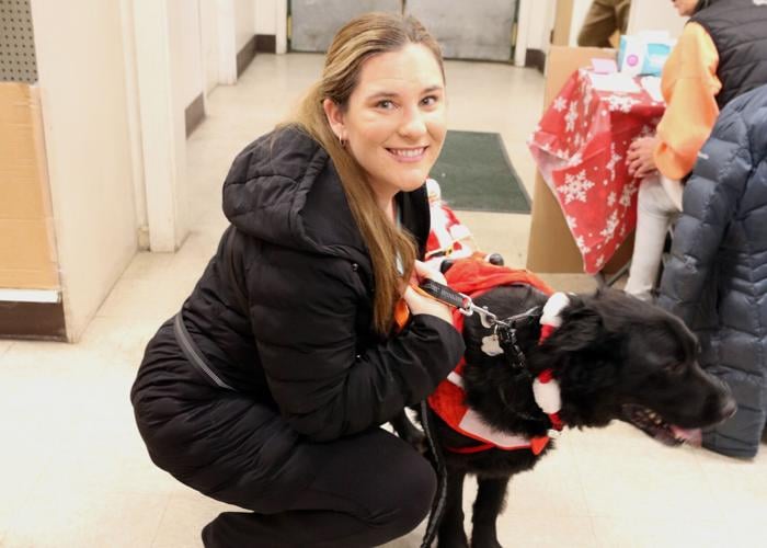 Out & About Agway Santa pet photos | Lifestyle | thewesterlysun.com