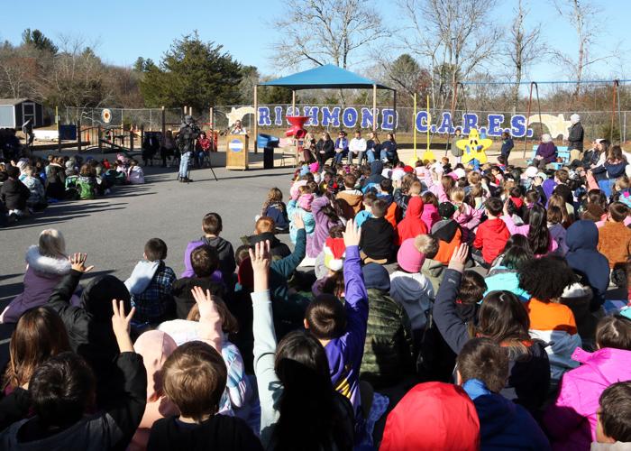 Richmond Elementary unveils new playground | Richmond & Hopkinton ...