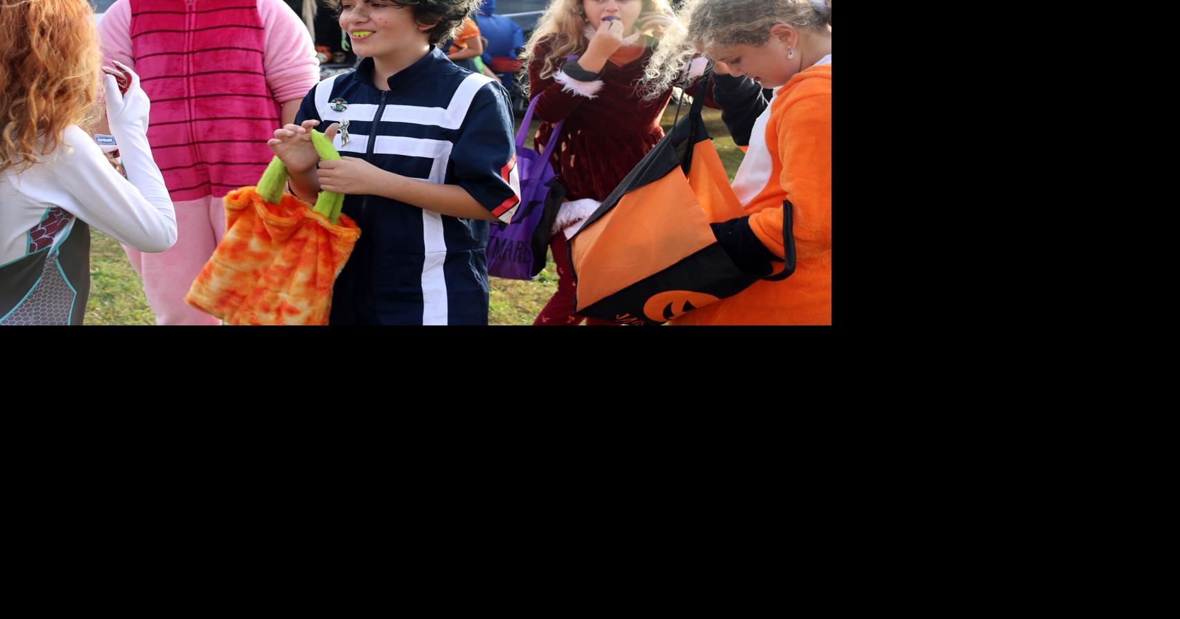 PHOTOS: A frighteningly fun Trunk or Treat at Springbrook Elementary ...