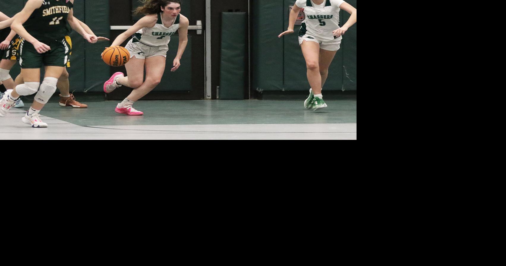 Senior guard Keira Frias (2) starts the ball out for Chariho with ...