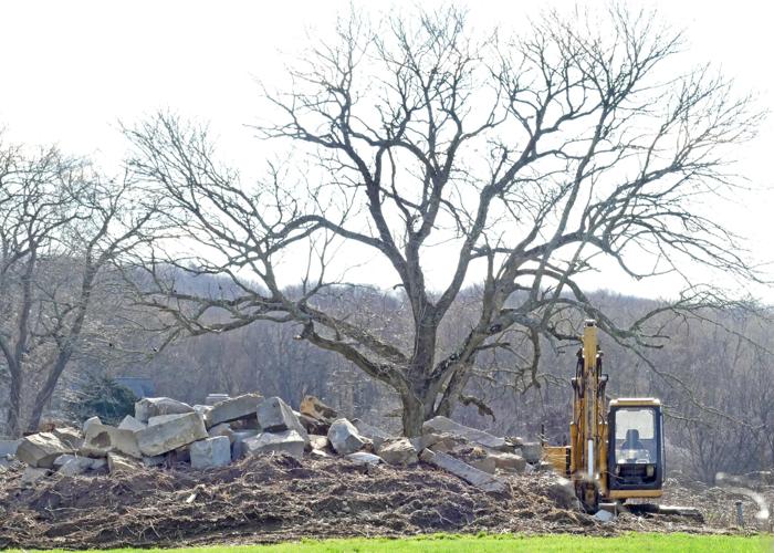PHOTOS: The end of a celebrated old barn on Pequot Trail | Stonington ...
