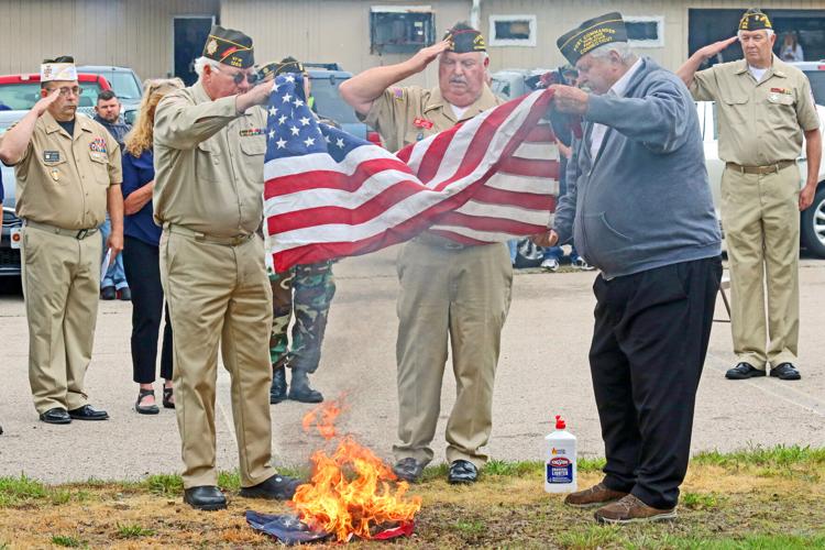 PHOTOS: Honoring the fallen on Memorial Day in Pawcatuck | Stonington ...