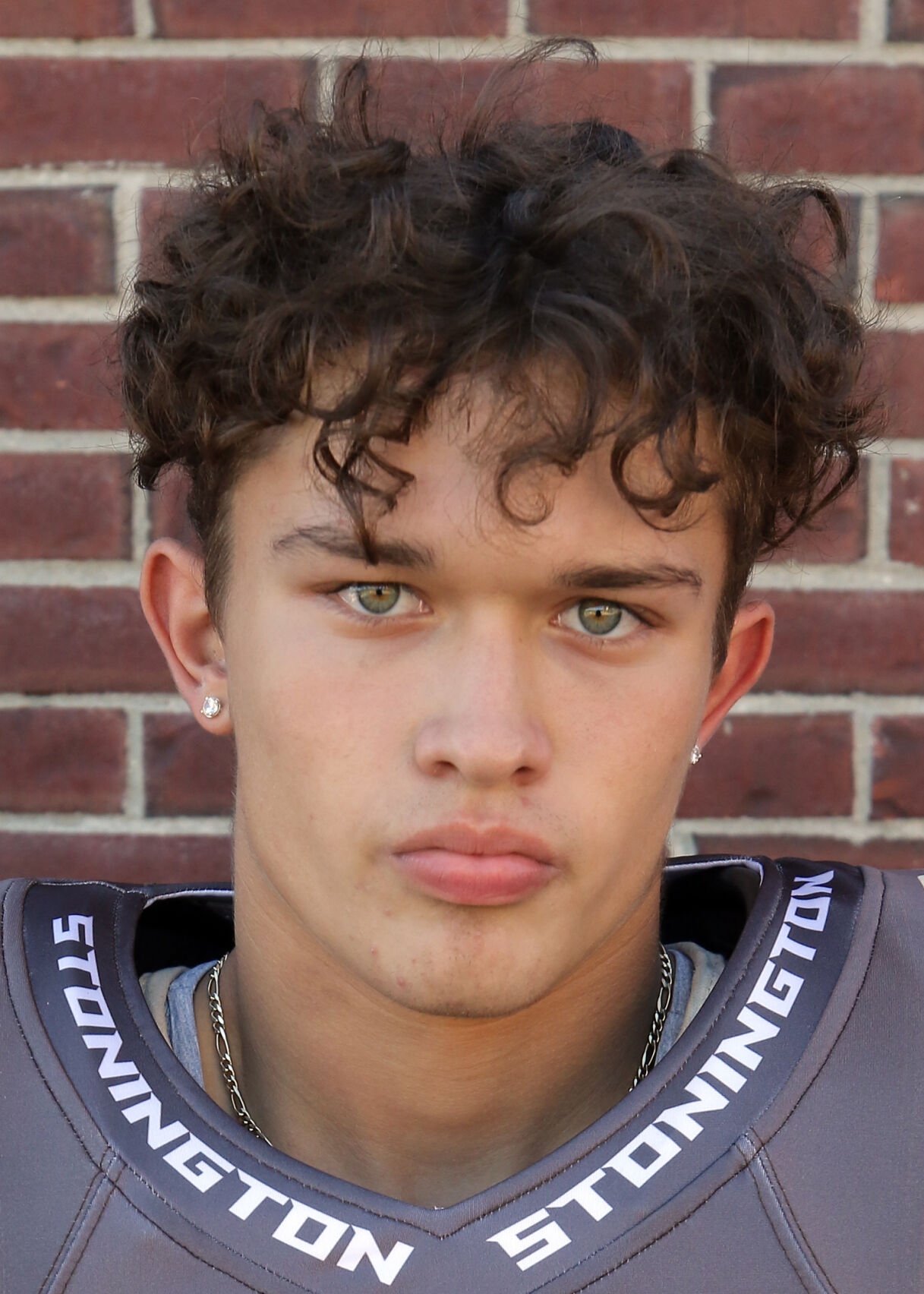 Football: Bears break into win column behind French, Massengale and ...