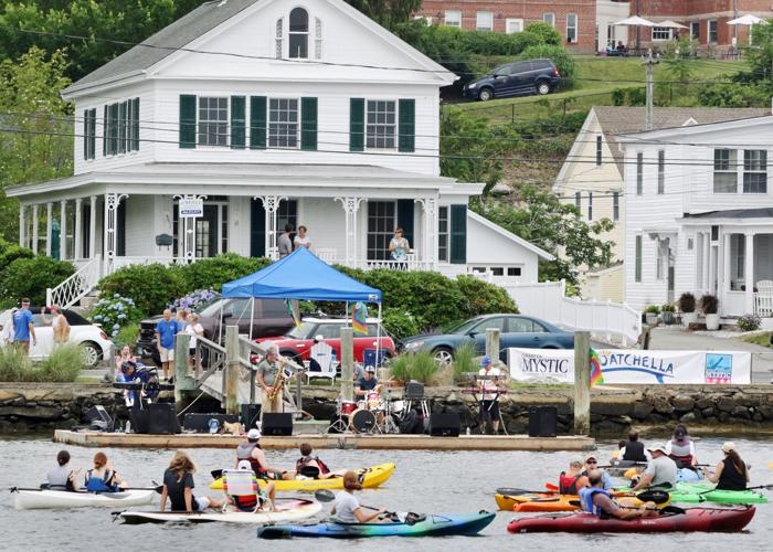 PHOTOS: Paddlers enjoy Floatchella | Daily-news-alerts | thewesterlysun.com