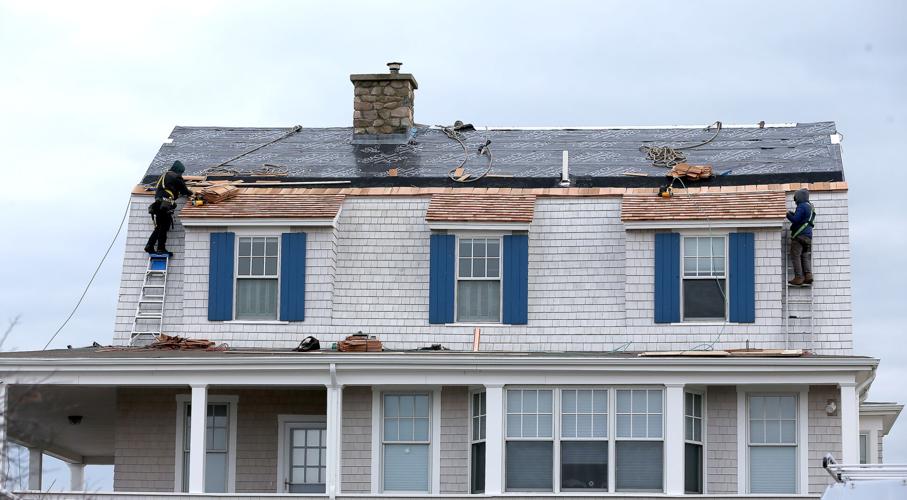 PHOTOS: Precarious perch on a roofing job | Westerly | thewesterlysun.com