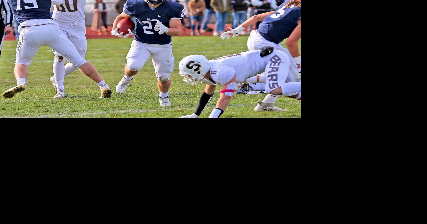 Football: Tuck's 241 rushing yards, three TDs carry Bulldogs over Bears ...