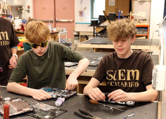 PHOTOS: Artessy in Action | Richmond & Hopkinton | thewesterlysun.com