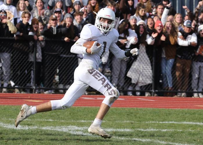 Football: Tuck's 241 rushing yards, three TDs carry Bulldogs over Bears ...