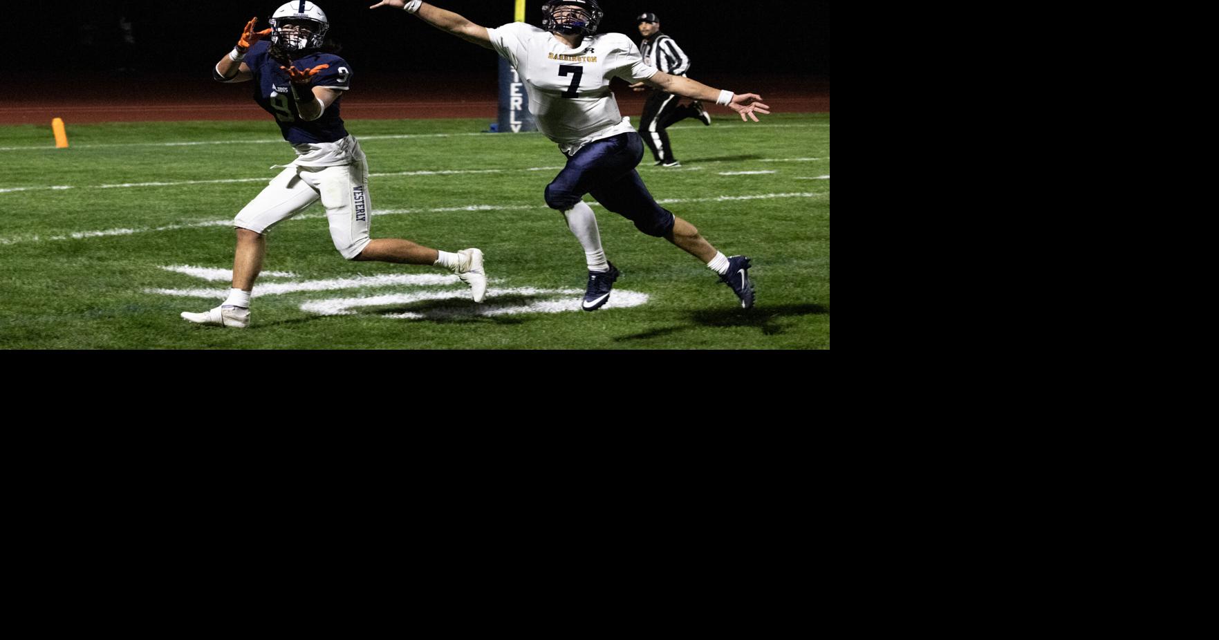 Football: Barrington controls line of scrimmage, controls Bulldogs in ...