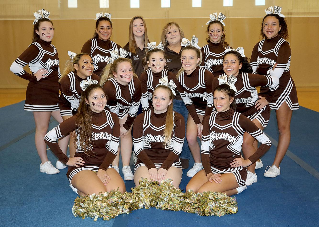 2019 Stonington High School Bears Football Cheerleading Squad, Friday ...
