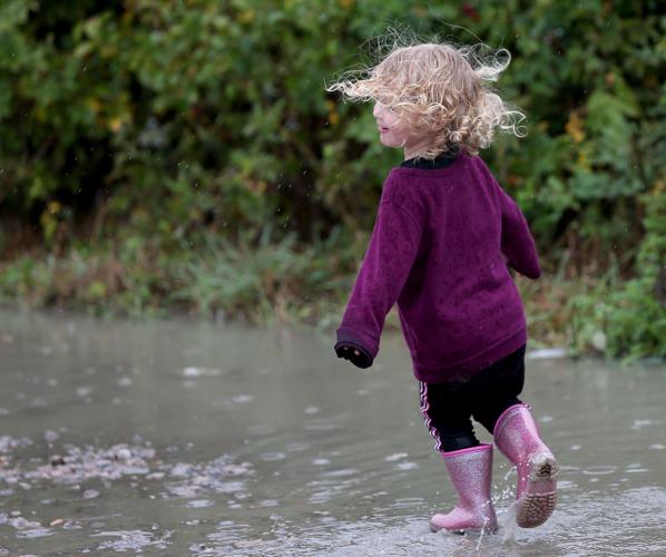 PHOTOS: Frolicking the puddles | Westerly | thewesterlysun.com