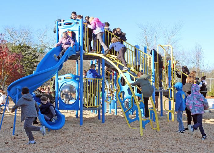 Richmond Elementary unveils new playground | Richmond & Hopkinton ...