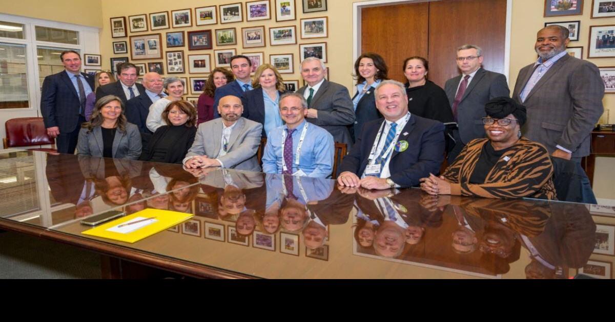 Wood River Health representative meets with Sen. Reed | Front Porch ...
