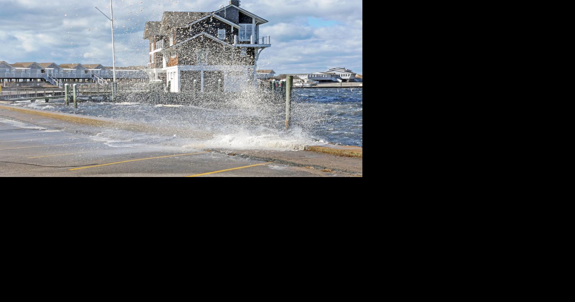 PHOTOS: Angry harbor | Daily-news-alerts | thewesterlysun.com