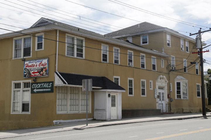 Inside Elm Tree Inn in Pawcatuck: Not what you may think | News ...