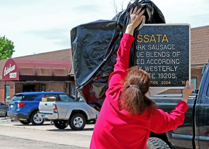 PHOTOS: Soupy sign unveiled at Calabrese Club | Westerly ...