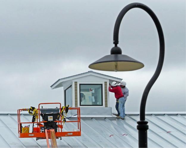 Finishing touches on the CCRI facility’s cupola | News | thewesterlysun.com