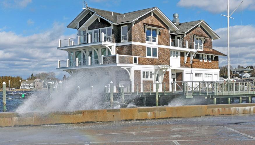 PHOTOS: Angry harbor | Daily-news-alerts | thewesterlysun.com