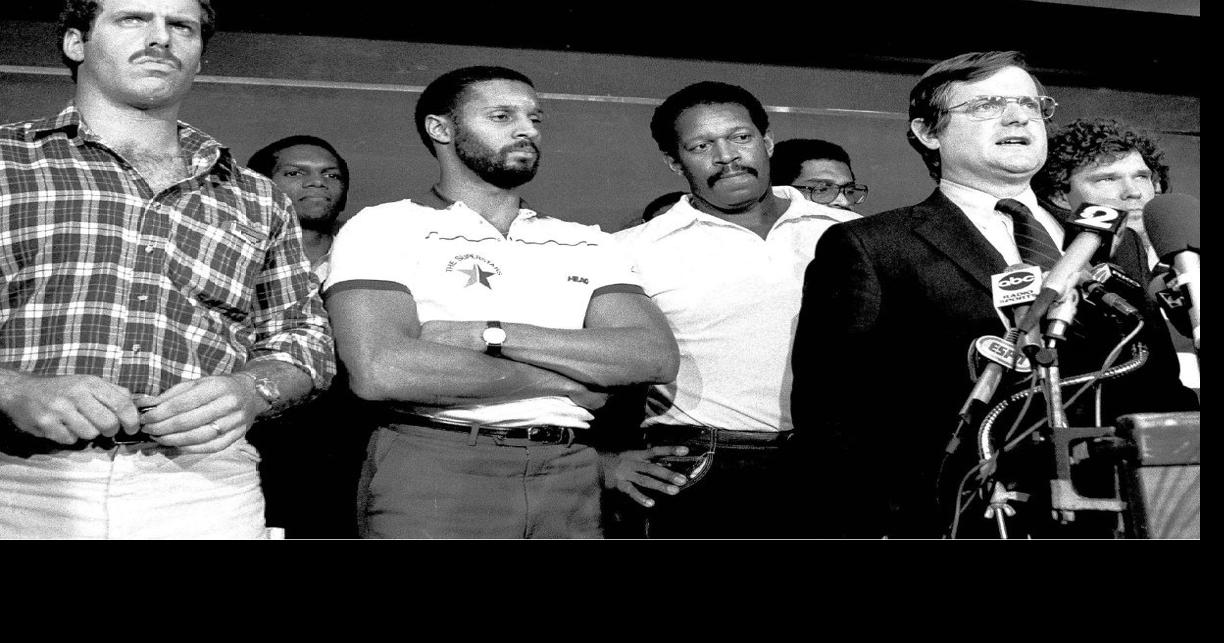 NFL: Former players union director Ed Garvey dies at 76 | Sports ...