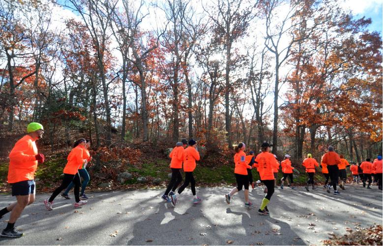 PHOTOS: Li’l Rhody Runaround 8-mile trail race | News | thewesterlysun.com