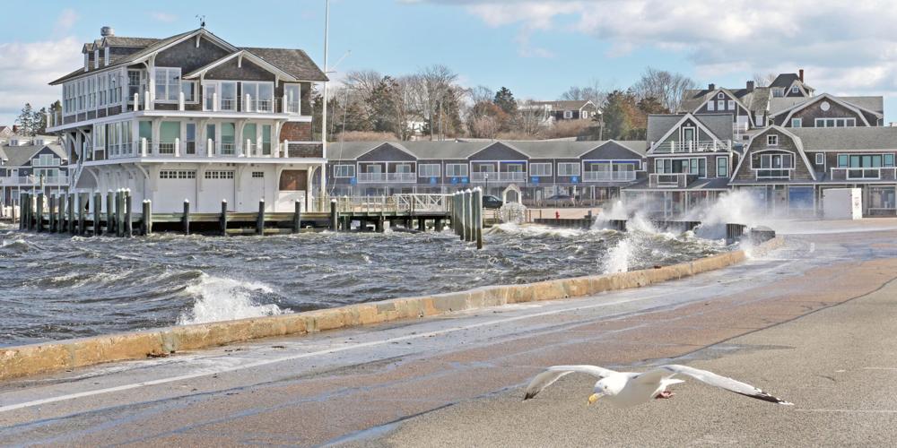 PHOTOS: Angry harbor | Daily-news-alerts | thewesterlysun.com