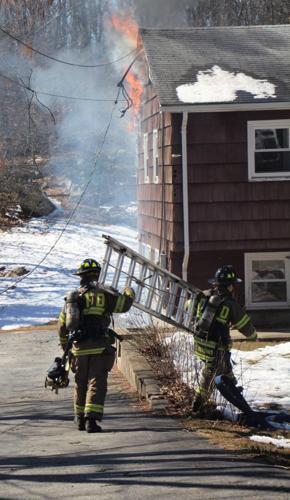 Family of five displaced after Sunday fire along Argyle Drive; quick ...