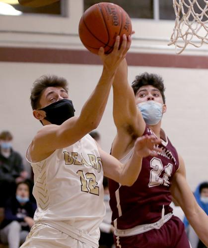 Boys basketball: Bears fend off Killingly, improve to 3-0 in ECC Div ...