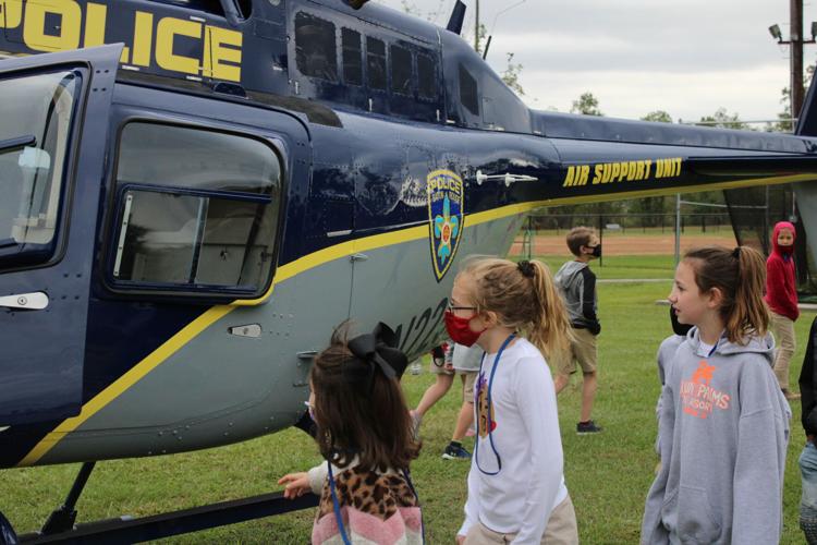 Lukeville Elementary hosts pandemic-style field trip | News ...